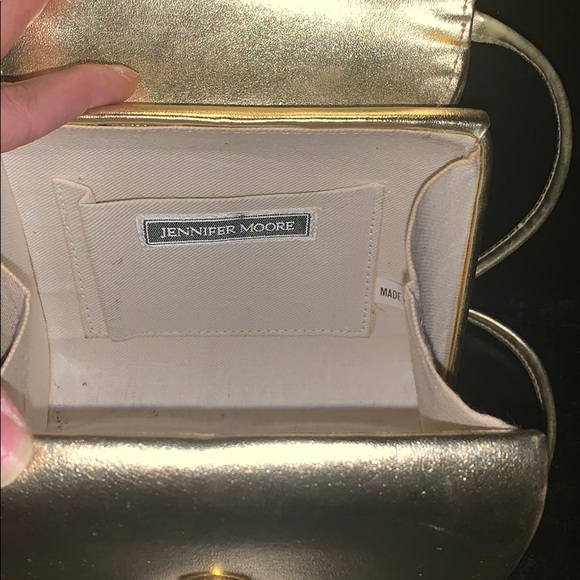 Jennifer Moore | Bags | Vintage Jennifer Moore Gold Leather Shoulder ...